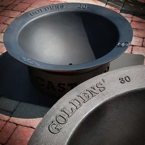 Goldens Cast Iron Large 30 Gallon Syrup Kettle And Fire Pit