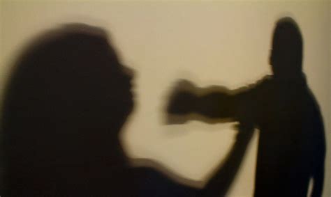 Comissão da Câmara aprova aumento da pena de feminicídio para até 40