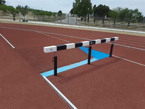 Nueva pista de atletismo en Arbeca Lérida Lausín y Vicente