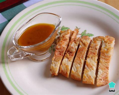 Peito De Frango Ao Molho De Laranja Molhadinho E Suculento