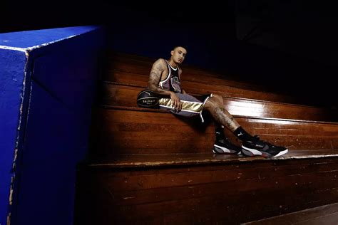 PUMA Hoops Et BALMAIN S allient Pour Créer La Première Chaussure De