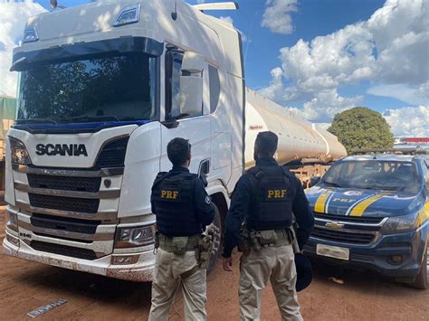 PRF recupera caminhão roubado no dia anterior Brasil do Trecho