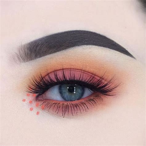 ˏˋ 𝙼𝚊𝚔𝚎 𝚜𝚒𝚖𝚙𝚕𝚎𝚜 ˊˎ Eye makeup art Eye makeup Artistry makeup