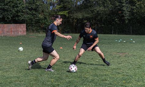 7 regates fáciles y efectivos de fútbol para driblar siempre a tu rival