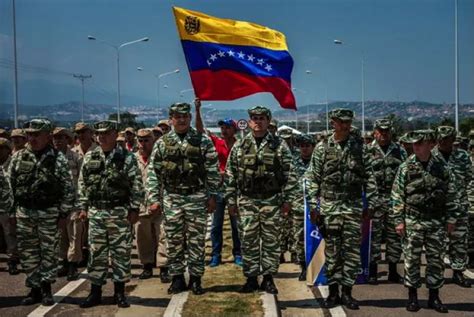 Aumenta a 33 número de militares expulsados de Fuerza Armada venezolana