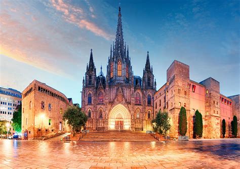Que Visitar En Barcelona 5 Lugares Imprescindibles Images And Photos