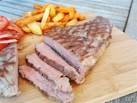 Bife de Alcatra Batatas Assadas Iguaria Receita e Culinária