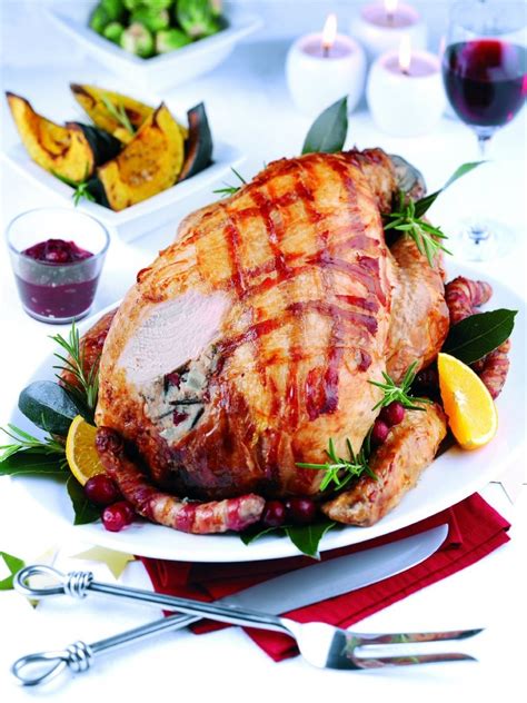 Recette dinde de noël farcie aux cranberries safran et riz sauvage