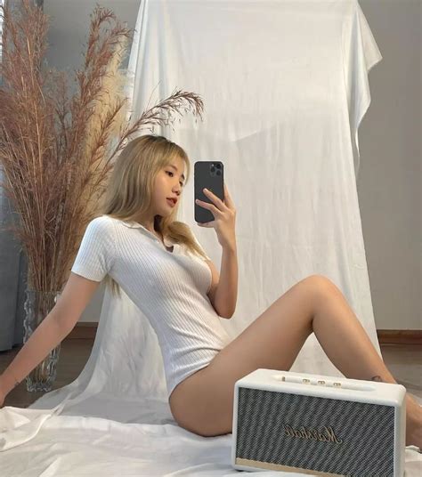 101 Ảnh Gái Xinh Mặc Đồ Thiếu Vải Tik Tok Bikini Đẹp Nhất