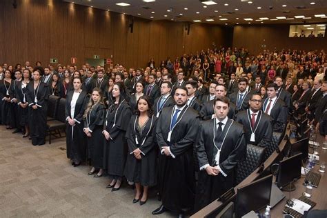 Minas ganha 64 novos juízes e juízas empossados pelo TJMG Portal MPA