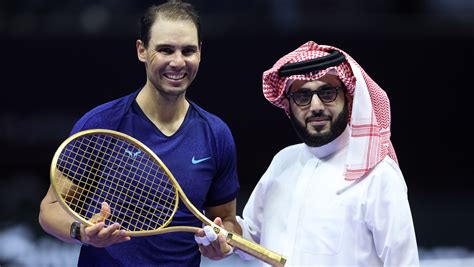 El Impresionante Valor De La Raqueta De Oro Macizo De Rafa Nadal Que Le