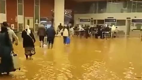 Maroc Laéroport dOujda inondé après quelques heures de pluies