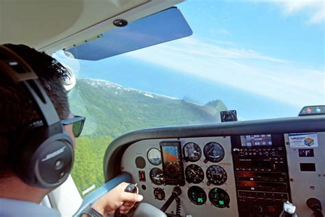 Australia Pilot zasnął w czasie lotu Obudził się 111 km za lotniskiem
