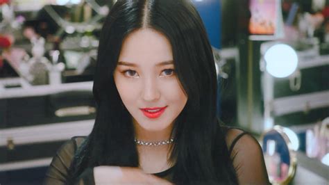 Momoland I M So Hot Who S Who K Pop Database Dbkpop