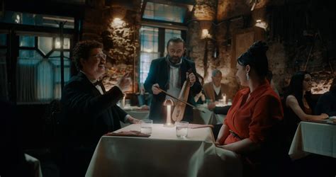 Mutluyuz Film Eleştirisi ve Yorumlar OrtaKoltuk