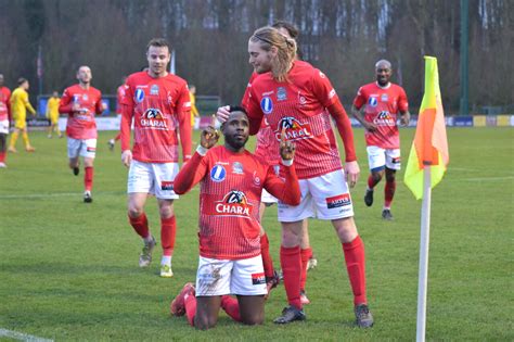 Foot Les secrets de ce club de Normandie on s est glissé dans la