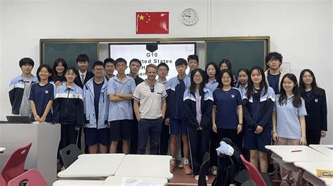 Bart Fraanje Uit Barneveld Vertrok Naar China Ik Wil Op Ongebaande