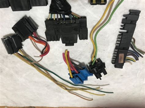 Assorted Gm Steering Column Ignition Wiring Harness Pigtails Ebay