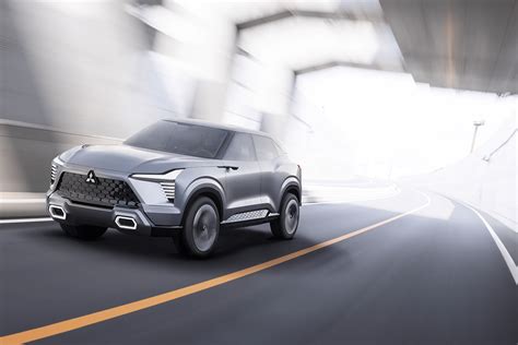 SUV Baru Mitsubishi Pesaing HR V Bakal Punya 4 Mode Berkendara
