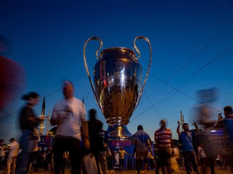 A qué hora y cómo ver gratis el sorteo de la fase de grupos de la
