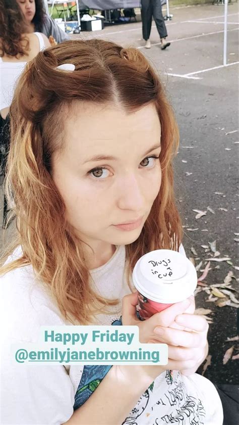 Emily Browning Daphne Happy Friday Gal Arthur Shades Icons
