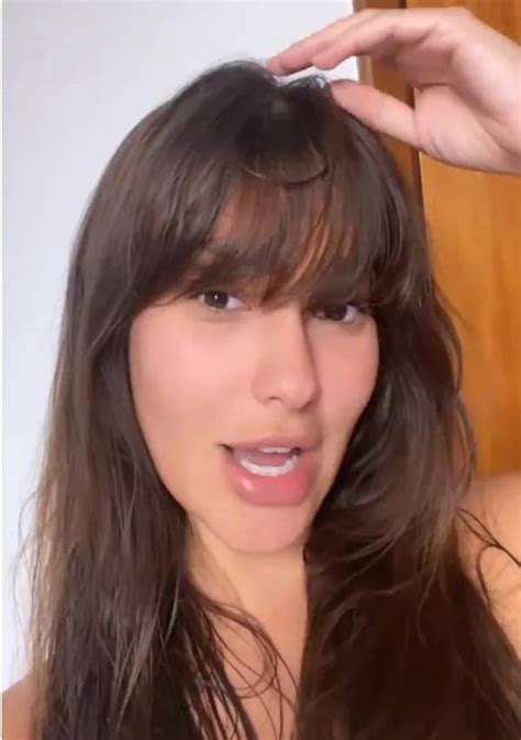Thais Braz mostra cicatriz após cirurgia