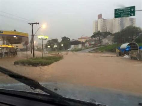 G Chuva Alaga Vias E Causa Transtorno Em Jundia E Regi O Not Cias