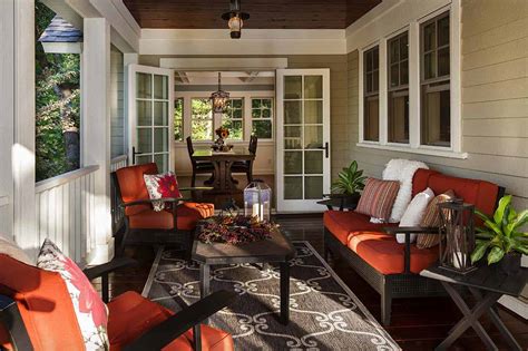 Amazingly Cozy And Relaxing Screened Porch Design Ideas