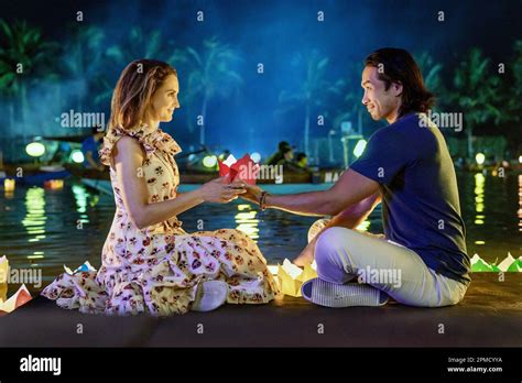 A TOURIST S GUIDE TO LOVE From Left Rachael Leigh Cook Scott Ly