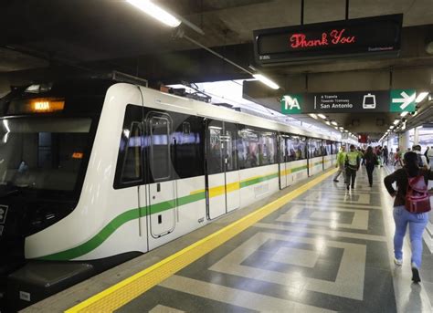 La L Nea A Del Metro Tiene Todas Las Estaciones Abiertas Y Operando