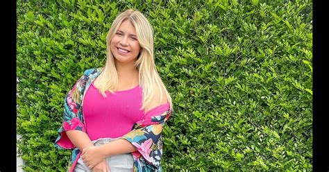 Marília Mendonça exibe corpo mais magro em fotos na web Purepeople