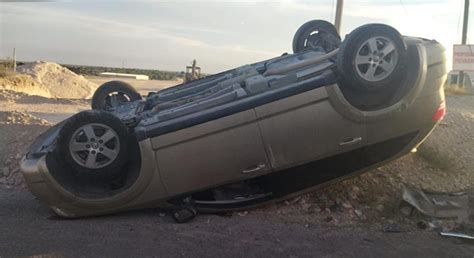 Lesionada Conductora Al Volcar En Carretera A La Presa La Amistad