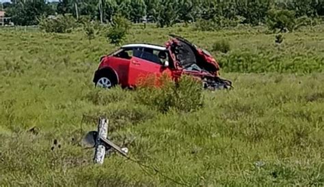 Impactante Choque Y Vuelco En Berisso Diario Hoy En La Noticia