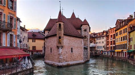 Qué ver en Annecy en diciembre Carretera y Canta