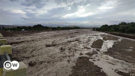 Más de 300 muertos en las inundaciones de Afganistán DW 11 05 2024