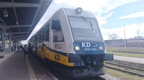 SA134 024 KD Z KUDOWY ZDRÓJ DO LEGNICY ODJAZD Z STACJI DZIERŻONIÓW