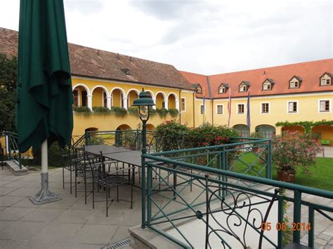 Innenhof Vom Restaurant Hotel Althof Retz Retz HolidayCheck