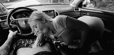 Blowjob In Car Porn Sex Photos