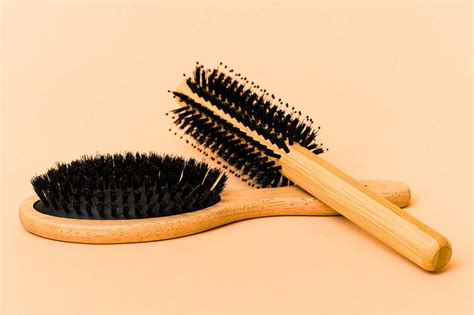 Spazzola per capelli in setole di cinghiale perché usarla