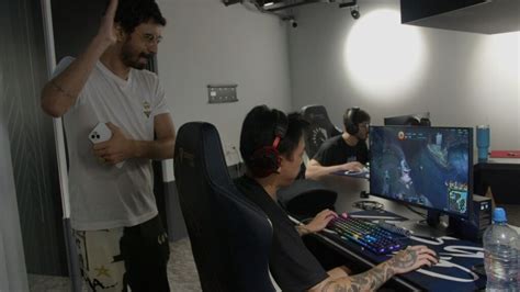 LoL Em Qualify Ilha Das Lendas Quase Supera Views Do CBLOL Academy