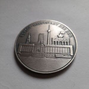 Palast Der Republik In Ddr Medaillen Online Kaufen EBay