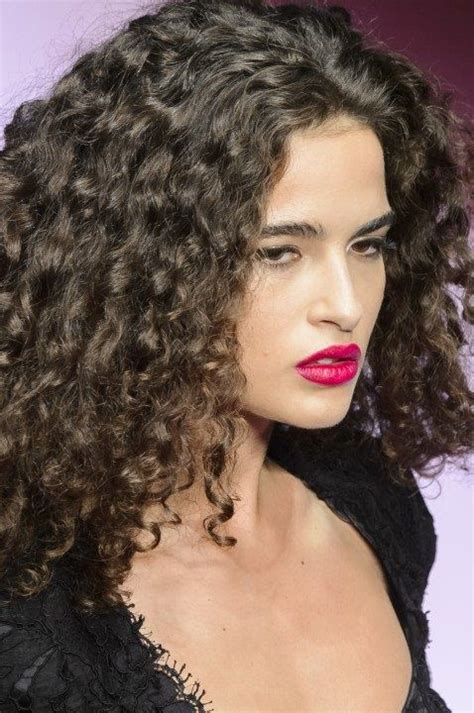 Come Avere I Capelli Ricci Idee Capelliricci