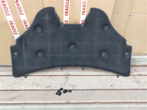 WYGŁUSZENIE MASKI FORD FIESTA MK7 LIFT 13 17r 12239578536 oficjalne
