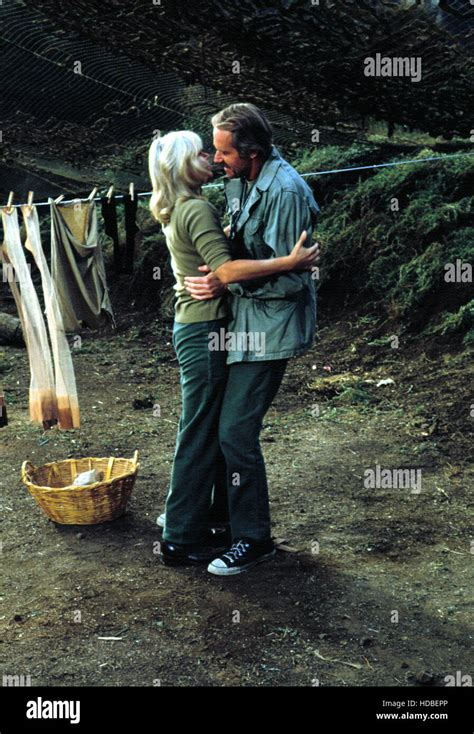 MASH 1972 83 Loretta Swit Mike Farrell Final Episode Goodbye