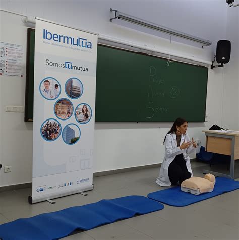 Taller Sobre Primeros Auxilios En La Facultad De Ciencias Del Trabajo