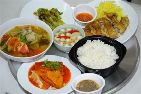Bữa Cơm Gia Đình Nét Đẹp Văn Hóa Ẩm Thực Việt