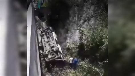 Atención una persona muerta y seis más heridas deja accidente de