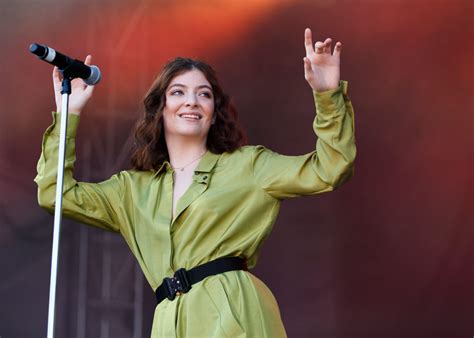 7 de noviembre Feliz cumpleaños Lorde Radio Concierto Chile