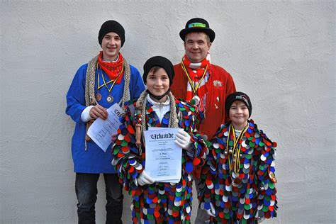 Markdorf Bilder Vom Narrenbaumstellen Und Preisschnellen In Markdorf