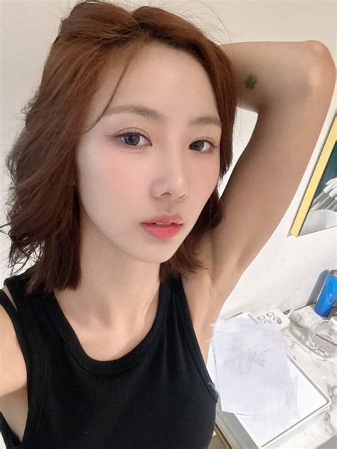 Pin De Muhamad Risyad Amal Speed En Kpop Armpit Girlgroup Kpop